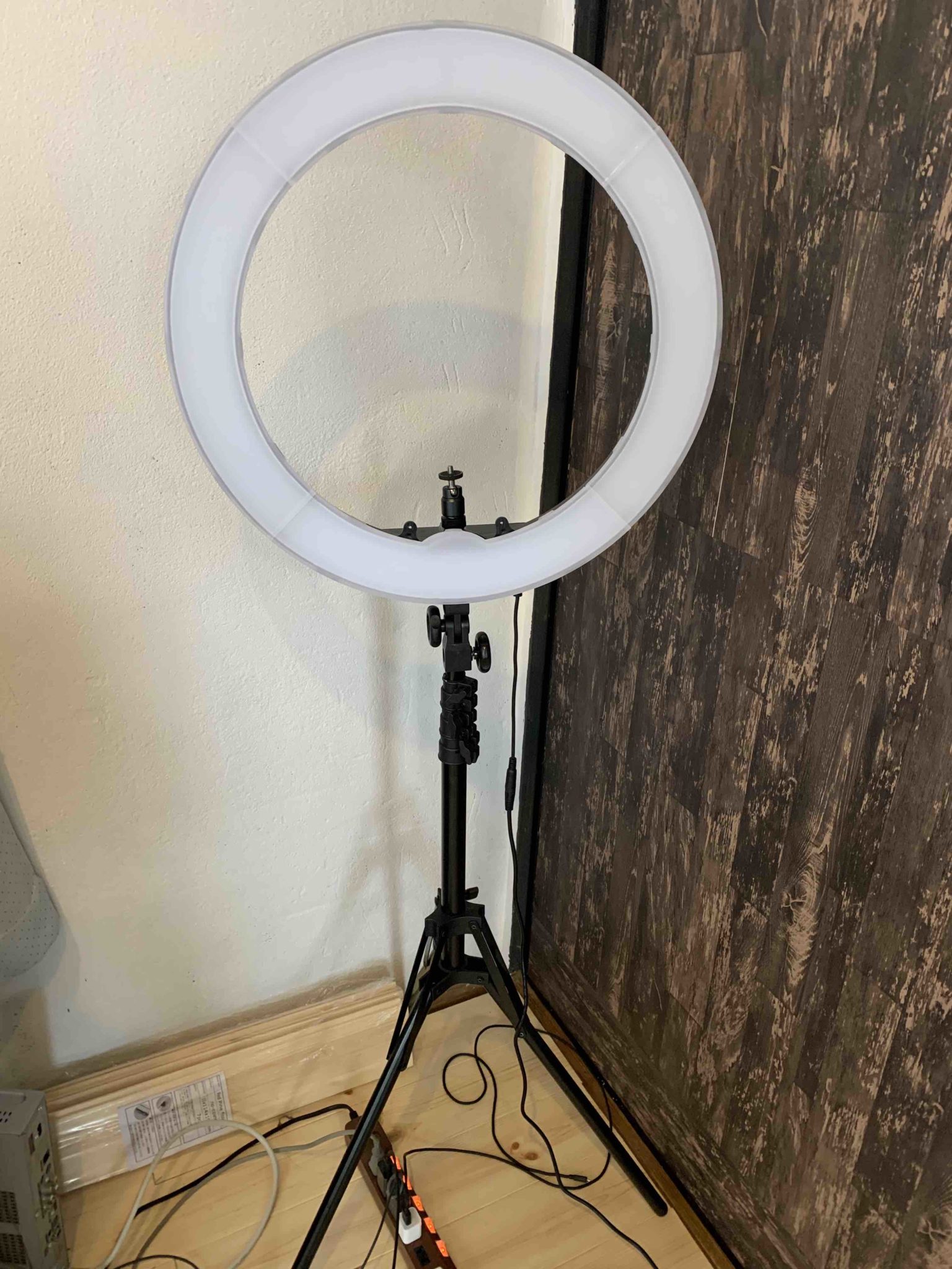 【きれいに映る！】YouTuber・ライブ配信におすすめの照明3選 - TAIKI NOMAD LIFE